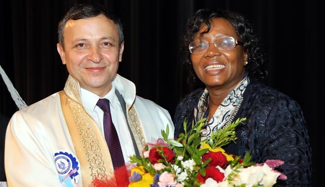 TANZANYA BÜYÜKELÇİSİ KİONDO ERÜ REKTÖRÜ PROF.DR. ÇALIŞ´I ZİYARET ETTİ ...